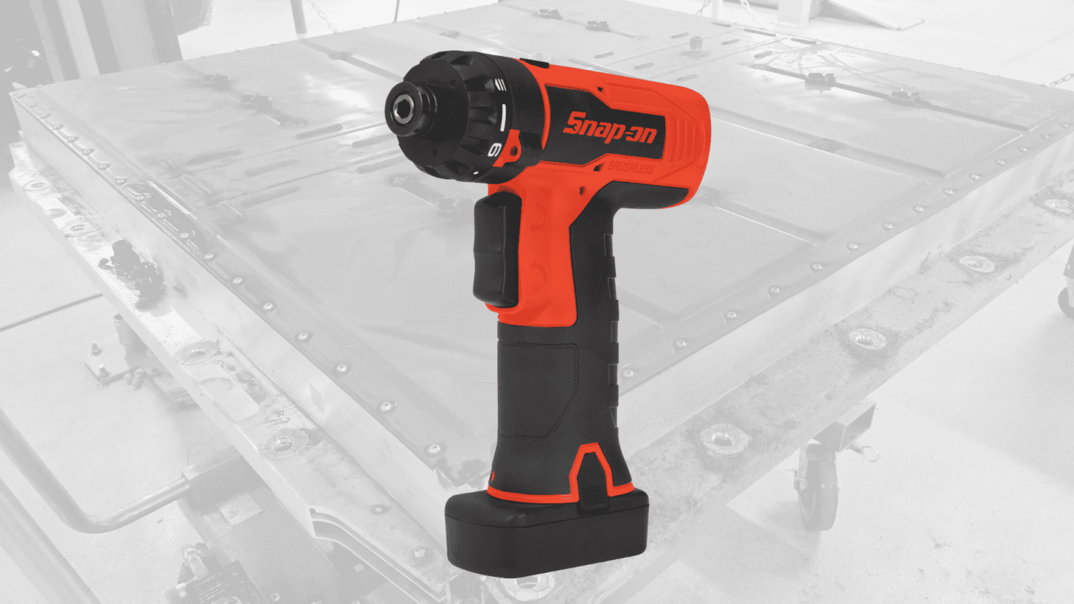 300 RPM cordless screwdriver for advanced materials