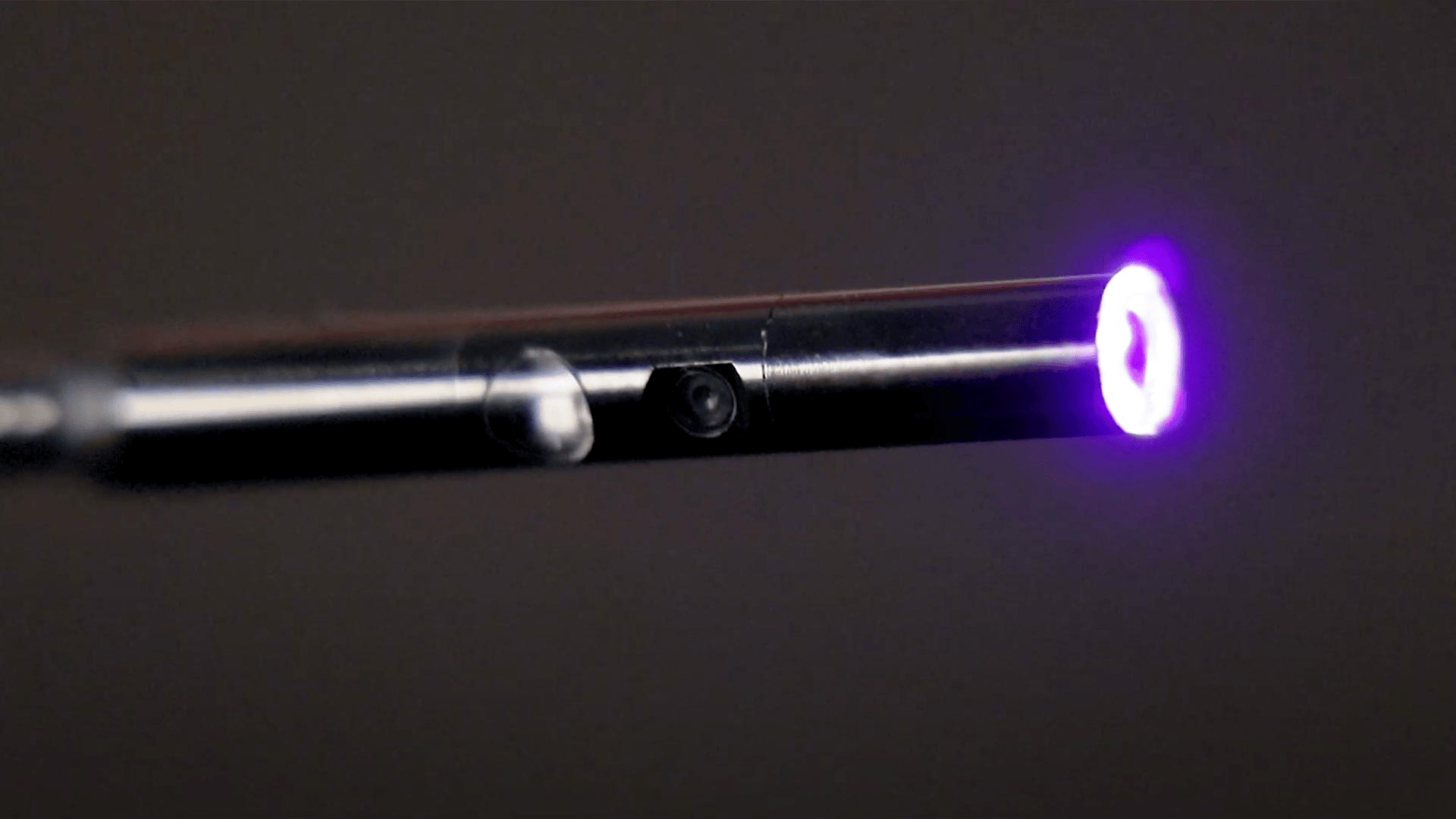 Efficiënte lekdetectie met High-Definition UV camera